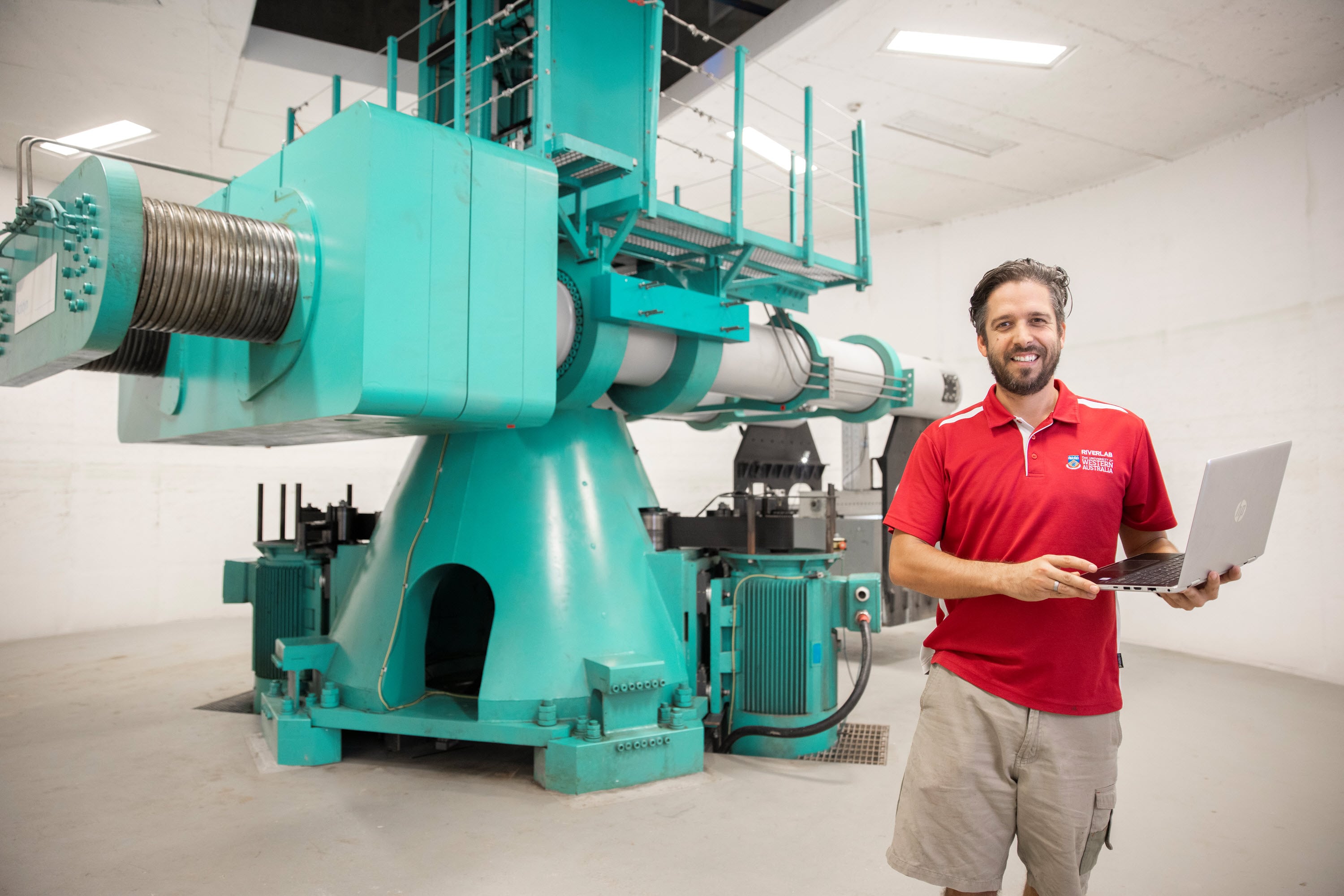 Visit Our Centifuge Facility | Researchers, Students & Industry